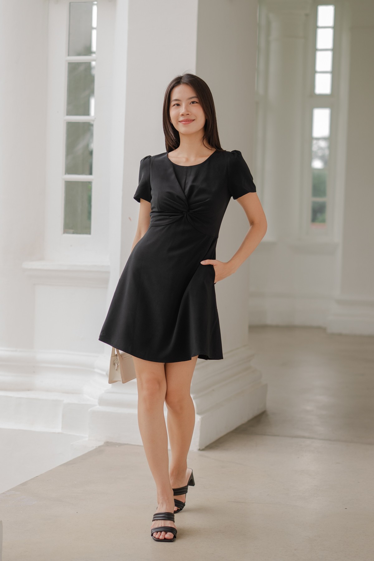 Nerida Sleeved Knot Dress in Black