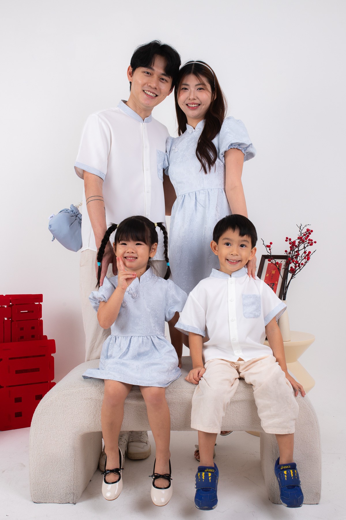 Lineage Puff-Sleeved Cheongsam Dress in Blue