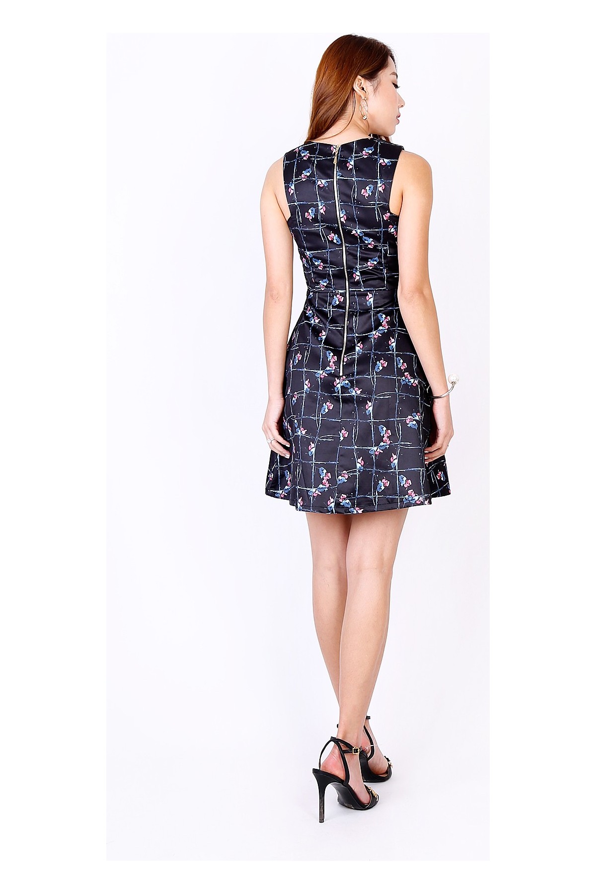 Lendra Floral Dress in Black
