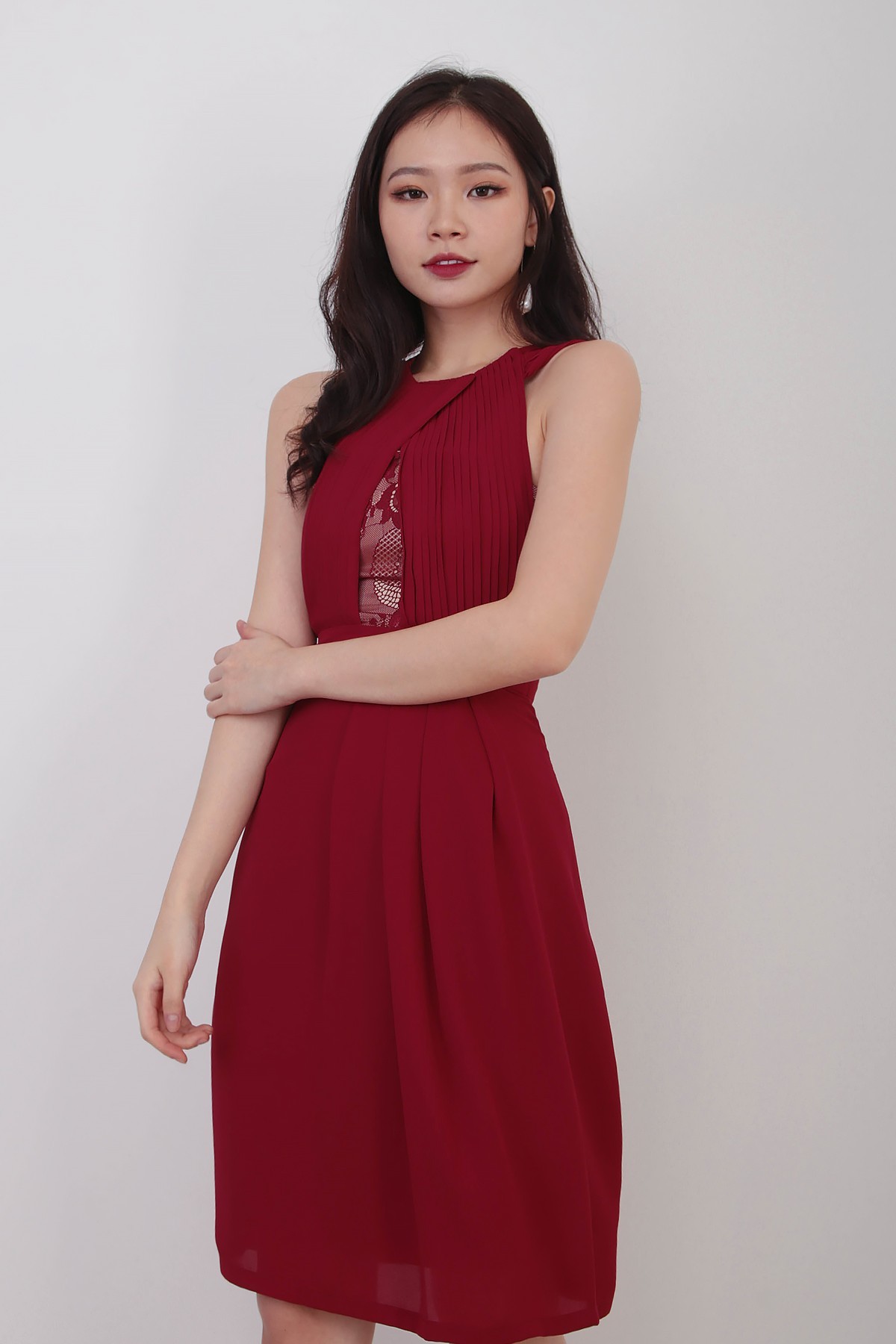 Allison Pleated Dress in Wine Red