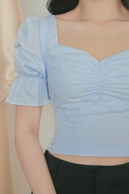 Ellerie Puff Top in Blue