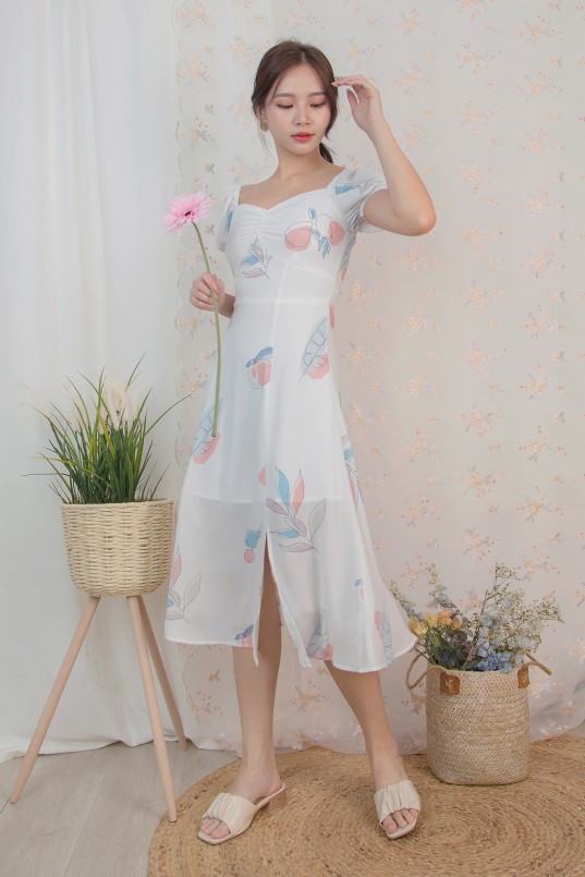 Gemira Floral Midi Dress in White