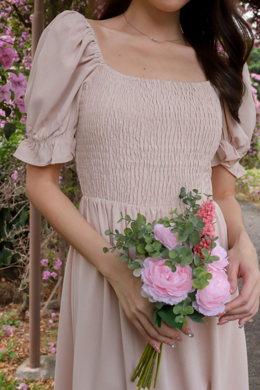 Jecia Smocked Midi in Cream