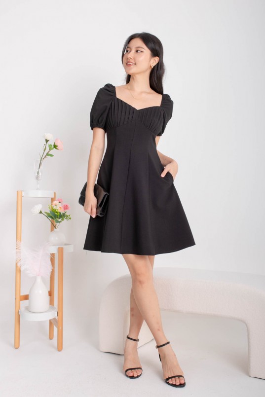 Sondrea Pleated Puff Dress in Black
