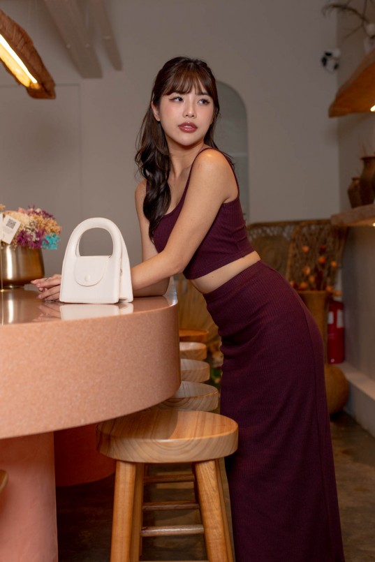 Eldie Ribbed Top in Wine