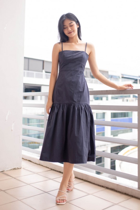 Mayse Drop Hem Panel Dress in Navy