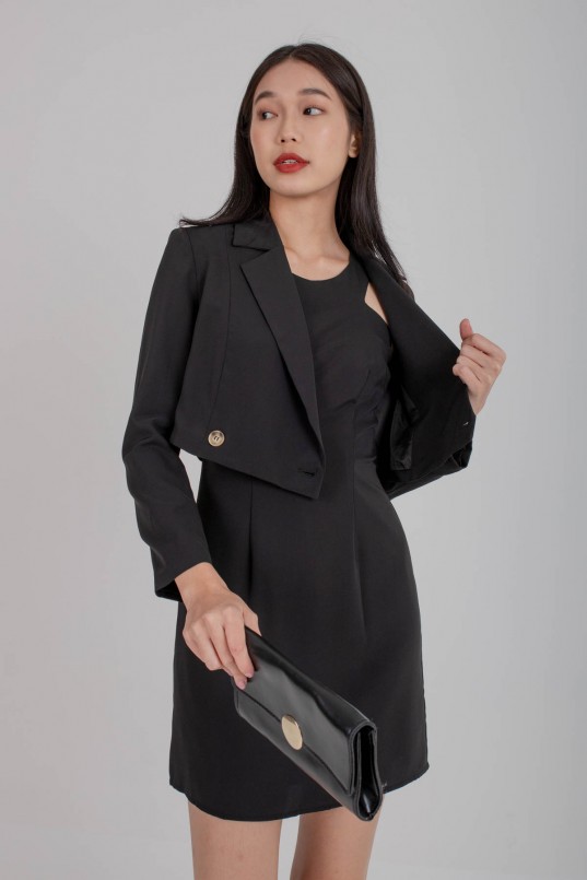 RESTOCK: Venchy Double-Breasted Crop Blazer in Black