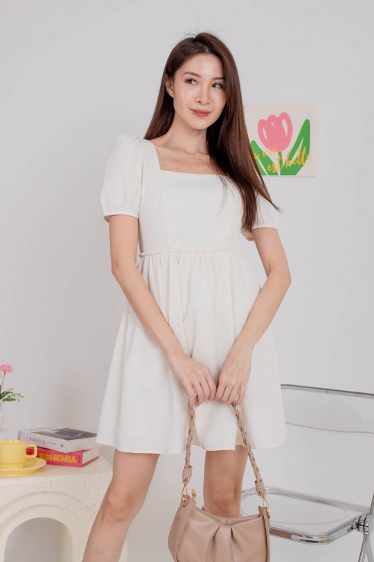 Baylene Square-Neck Puff Dress in White