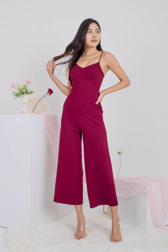 Kole Padded V-Neck Jumpsuit in Wine