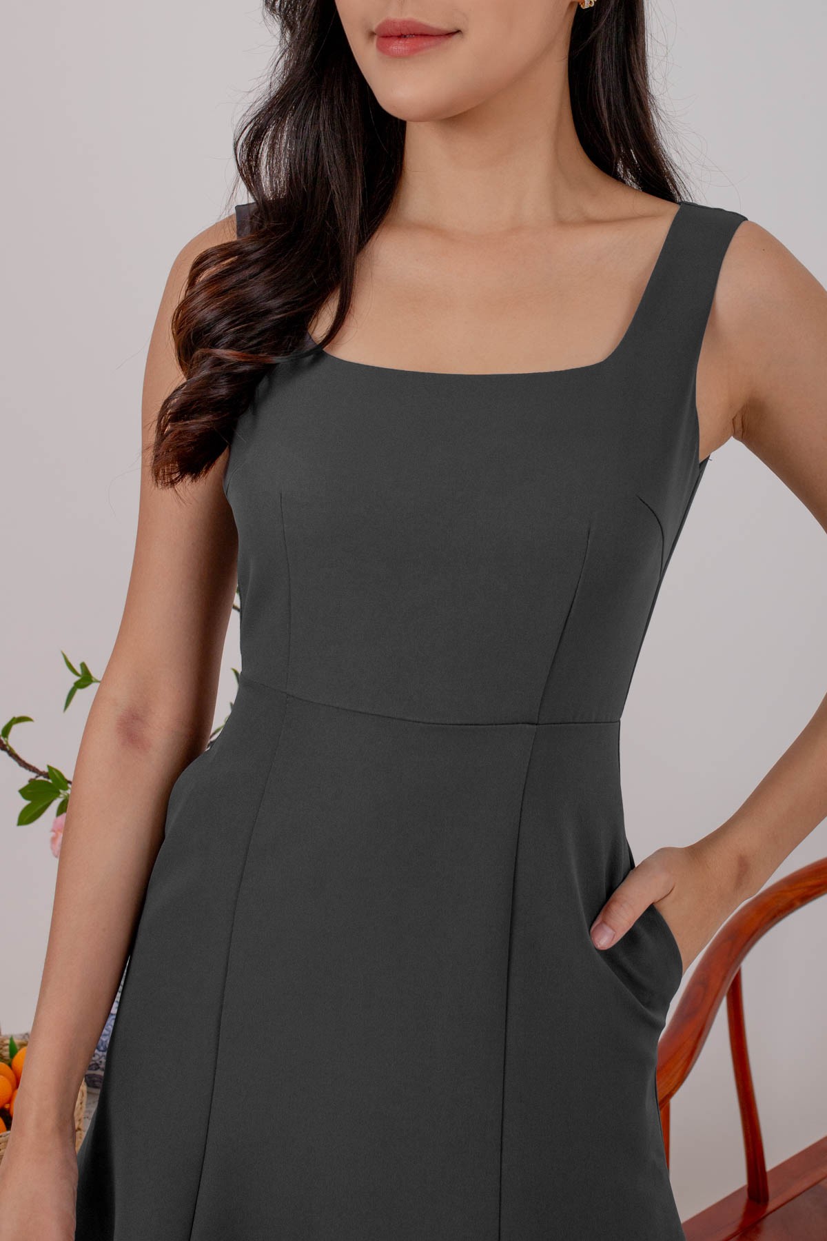 Yvanne Essential Flare Dress in Gunmetal
